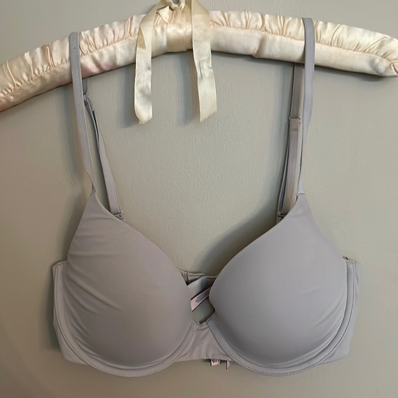 Victoria's Secret | Intimates & Sleepwear | Bra | Poshmark